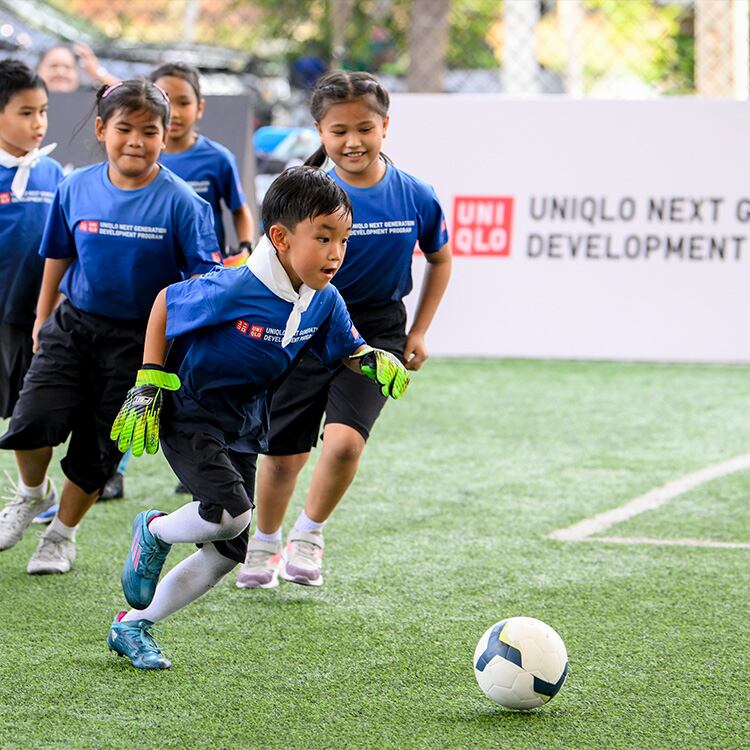 UNIQLO Next Generation Development Program with Tong - Kawin Thamsatchanan